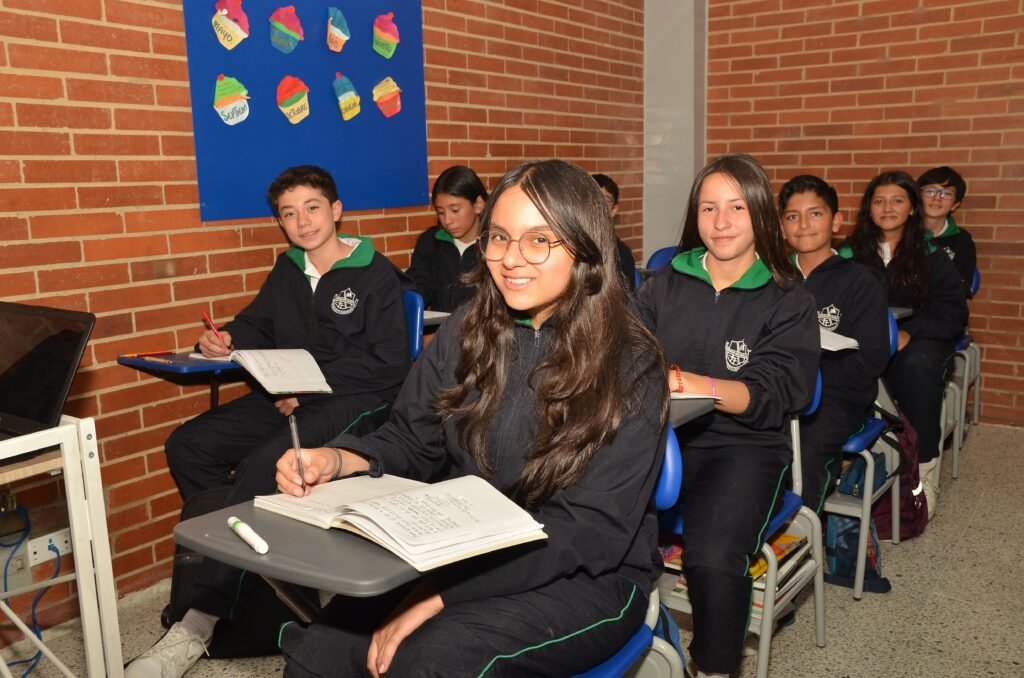 Gimnasio Nuevo Modelia (Bogotá) - Los Mejores Colegios Colombia